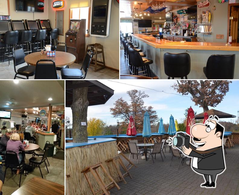 Caddy Shack Pizza & Pub, 1017 25-25 1/4 St in Chetek - Restaurant menu ...