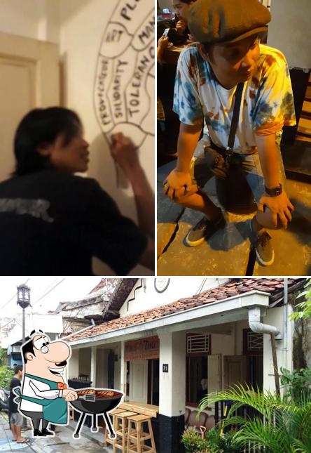 Omah Tua Coffee & Library cafe, Surabaya, Jalan Bubutan Gang ...