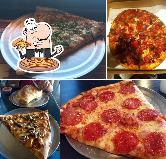 Upper Crust Pizza, 1909 E Grant Rd in Tucson - Restaurant menu and reviews
