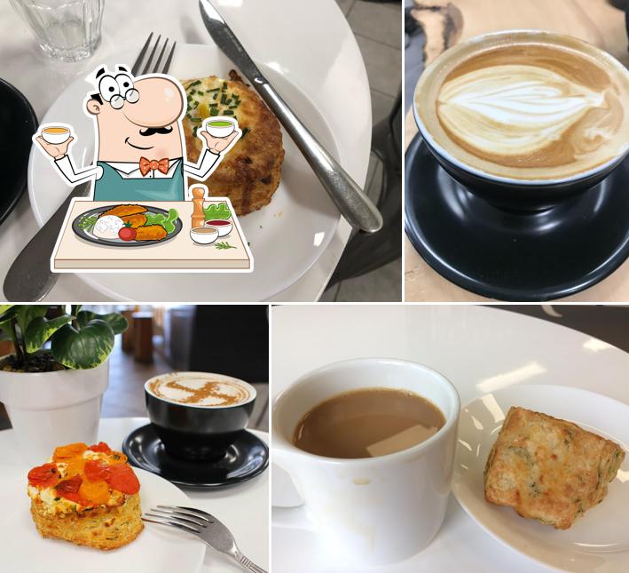 Creeds Coffee Bar, 1595 Bayview Ave in Toronto - Restaurant menu and ...