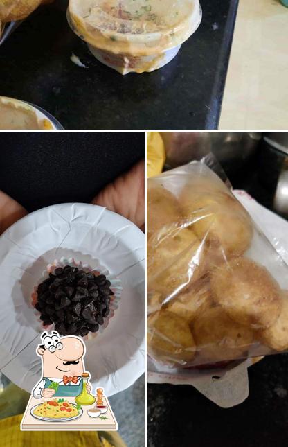 GMB Gopika Sweets & Restaurant, Agra - Restaurant reviews