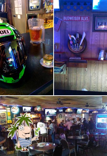 Side Pocket Pub in Indian Harbour Beach - Restaurant reviews