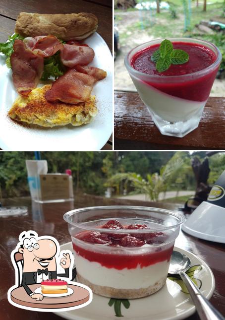 Tree Tales Cafe, Ko Kut - Restaurant menu, prices and reviews