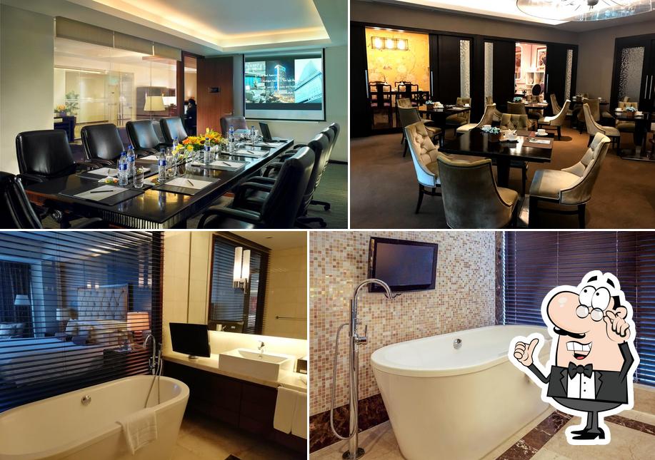 Joy~Nostalg Hotel & Suites Manila Managed by AccorHotels restaurant ...