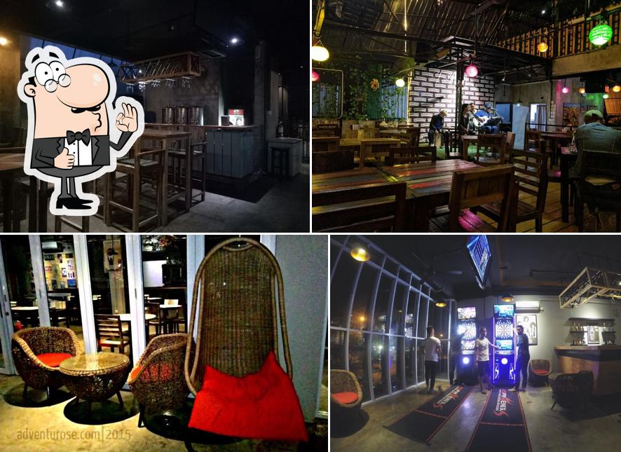 Socialites Crib cafe, Batam - Restaurant reviews