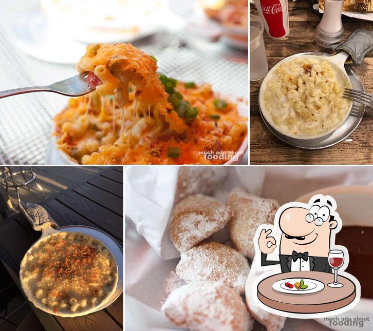 Elbows Mac n Cheese in Brea - Restaurant menu and reviews