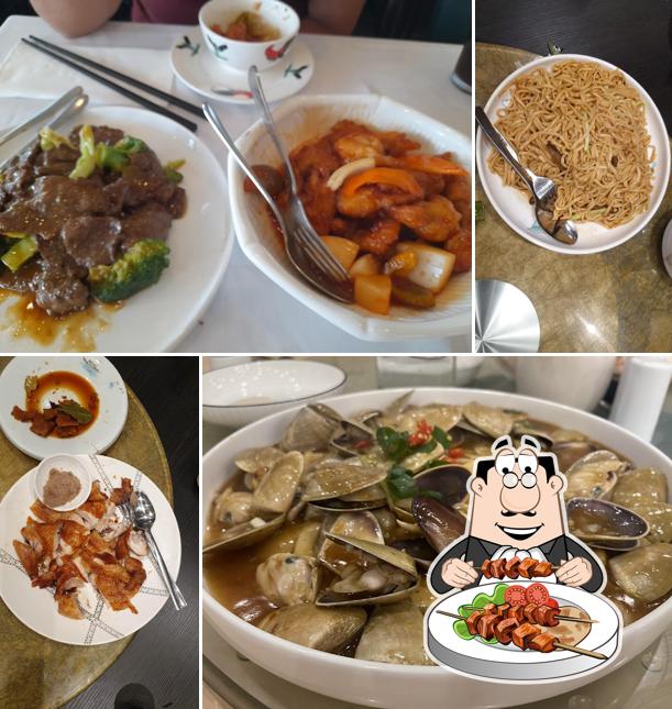 Asian Pearl Chinese Restaurant in Glenmore Park - Restaurant menu and ...