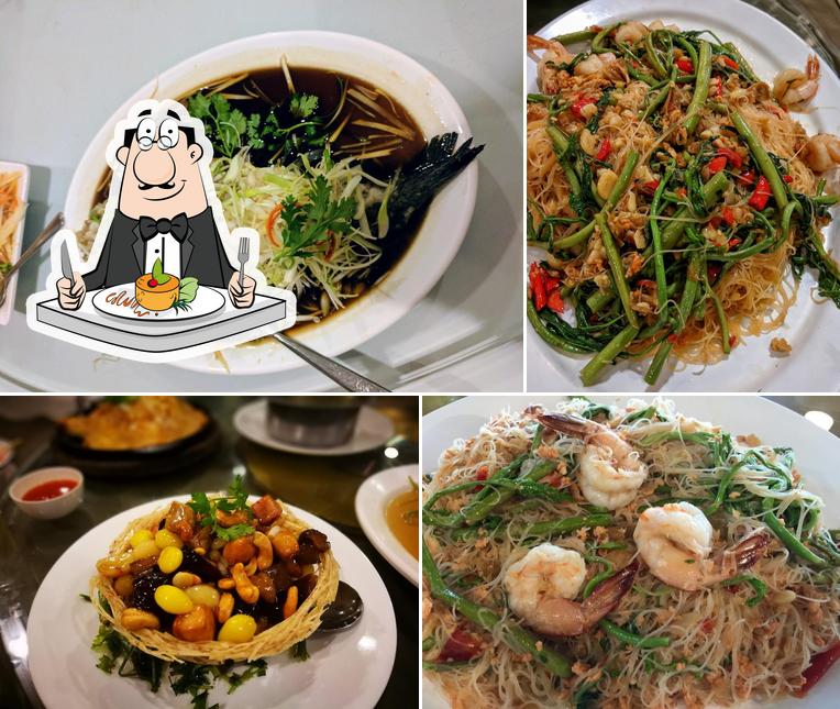 Krua Je Ngor Narathiwas Road, Bangkok - Restaurant menu, prices and reviews