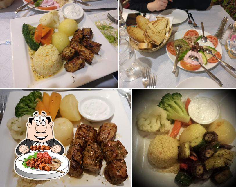 Ithaca Greek Mediterranean Restaurant, 5308 Hwy 7 in Markham - Restaurant reviews