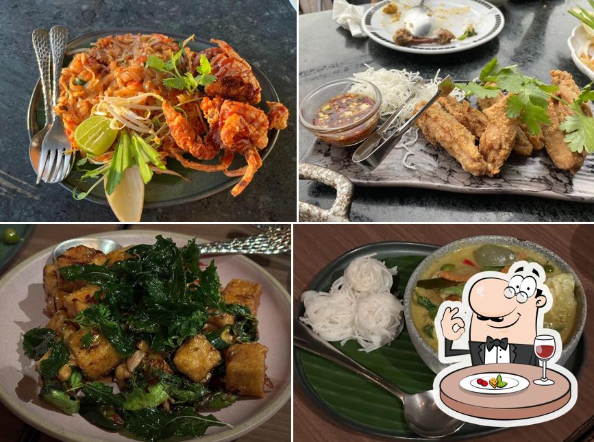 ท่าอรุณ, Bangkok, Sanam Chai - Restaurant menu, prices and reviews