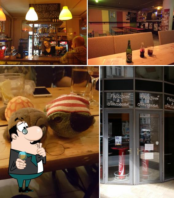 Kárpit Café restaurant, Budapest - Restaurant reviews