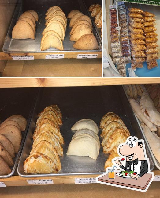 Panaderia Y Pasteleria El Nopal Bakery, 1619 S Richey St in Pasadena ...