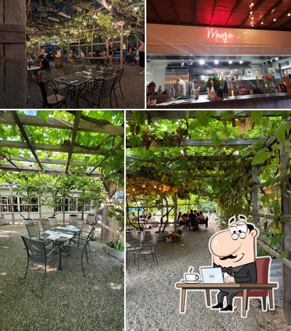 Pane Vino Pizzeria, Lake Country - Restaurant menu, prices and reviews