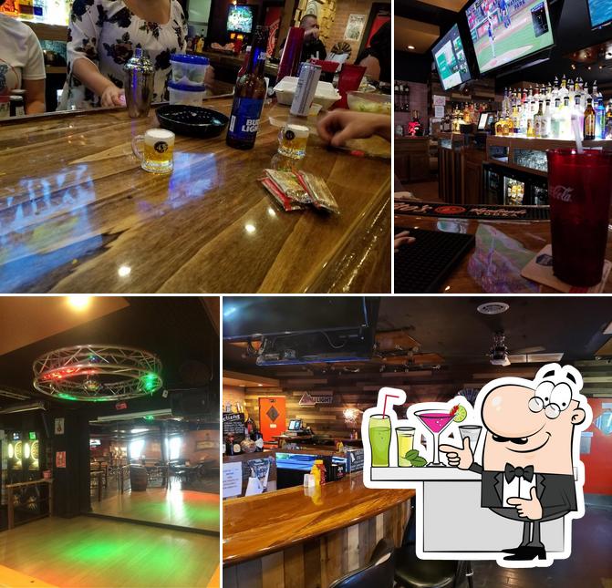The Windmill Tavern in Windfall - Restaurant reviews
