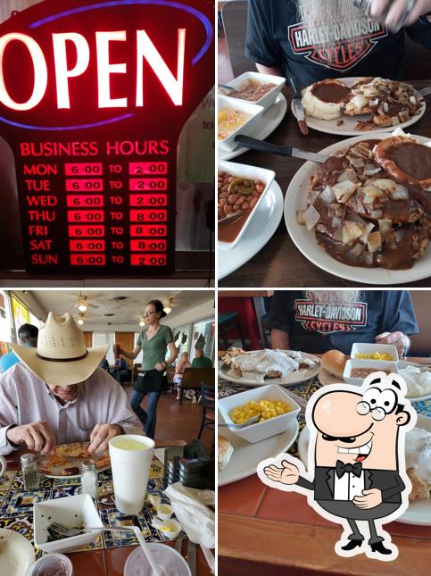 Tnt Cafe, Bonham - Restaurant menu, prices and reviews