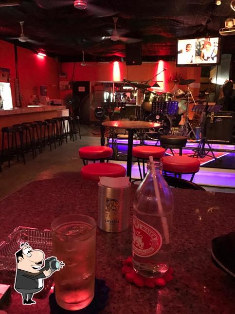 Meeting point Bar, Pattaya City - Restaurant reviews
