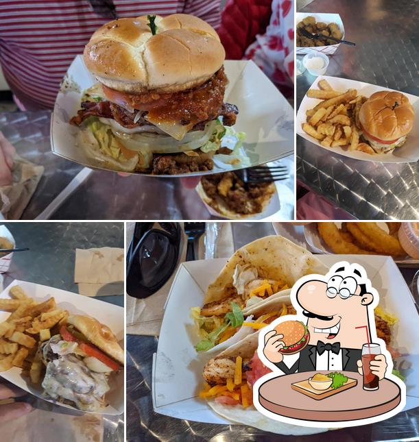 The Twisted Prop Bar & Grille in Winter Haven - Restaurant menu and reviews