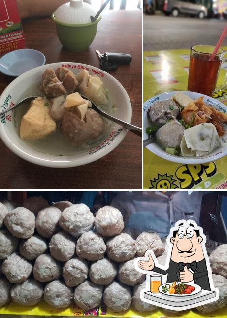 Bakso Urat Lumintu Om Sugeng restaurant, Surabaya - Restaurant reviews
