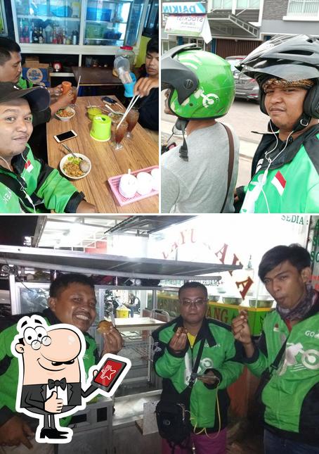 Bensay CFC cafe, Depok, JXM9+7C4 - Restaurant reviews