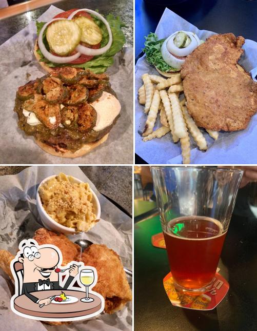 Fieldhouse 1st Ave in Cedar Rapids - Restaurant menu and reviews