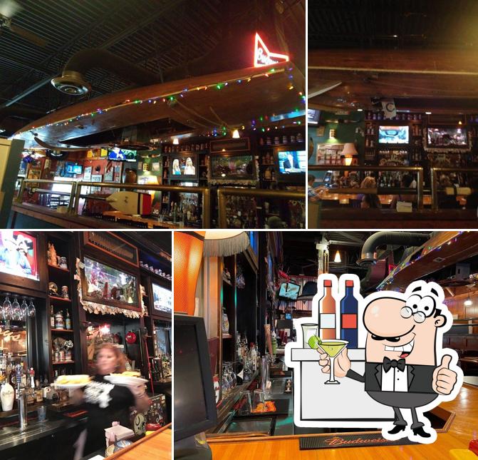 Boathouse Grill in Indianapolis - Restaurant menu and reviews