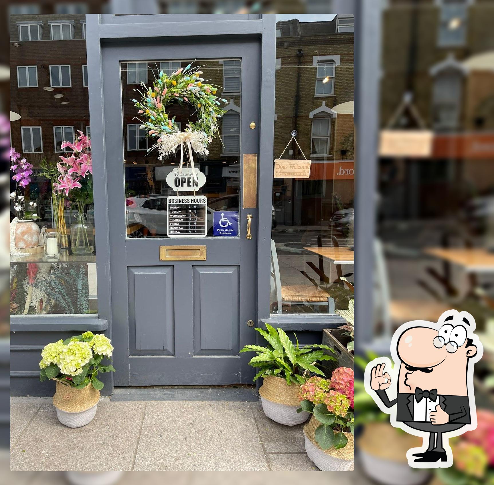 Friends House, Hampton - Restaurant menu, prices and reviews
