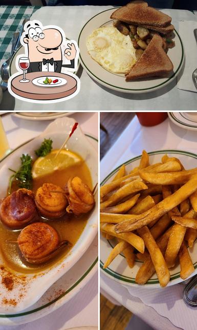 Lum's Fernbrook Inn in Dallas - Restaurant menu and reviews