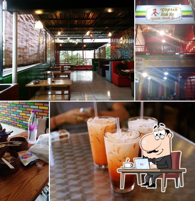 Geprek Kak Rose 1 restaurant, Malang, Jl. MT. Haryono No.7-5 ...