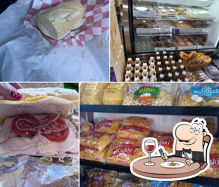 Adam's Sandwich Shop, McHenry - Restaurant menu, prices and reviews