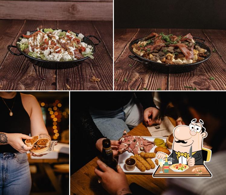 Poutinebros Tours restaurant, Tours - Restaurant menu and reviews