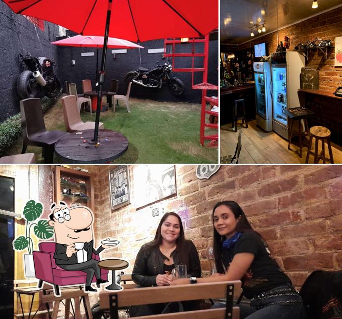 The Garage Bar, La Vega - Restaurant reviews