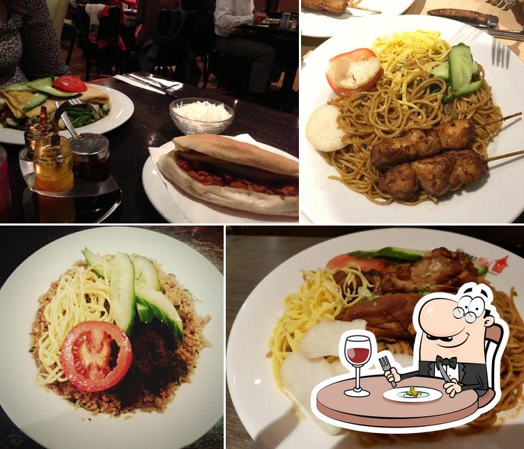 Warung Mini XL Den Haag, The Hague - Restaurant menu, prices and reviews