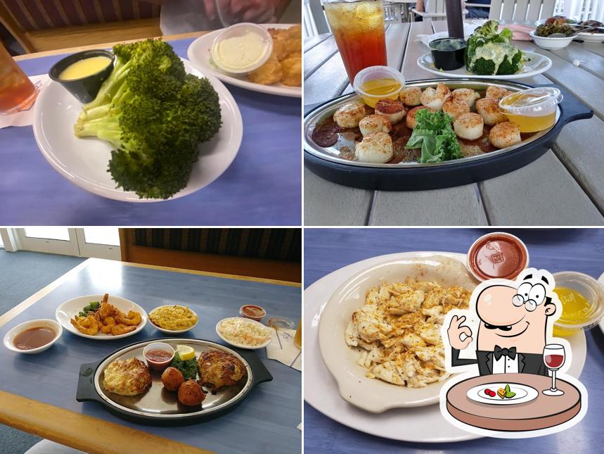 Surf Rider Restaurant, 1 Marina Rd in Hampton - Restaurant menu and reviews