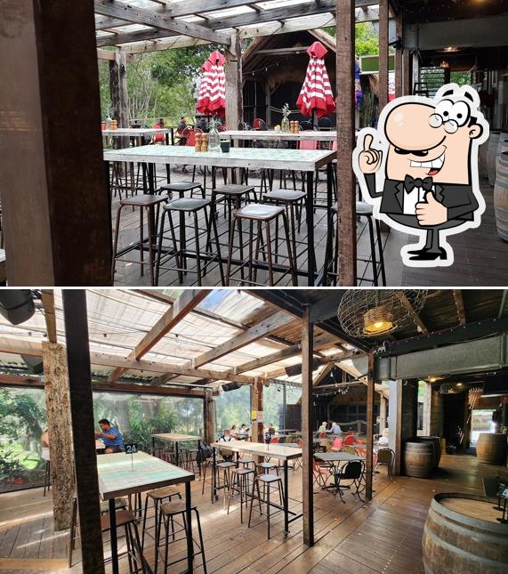Flow Bar in Old Bar - Restaurant menu and reviews