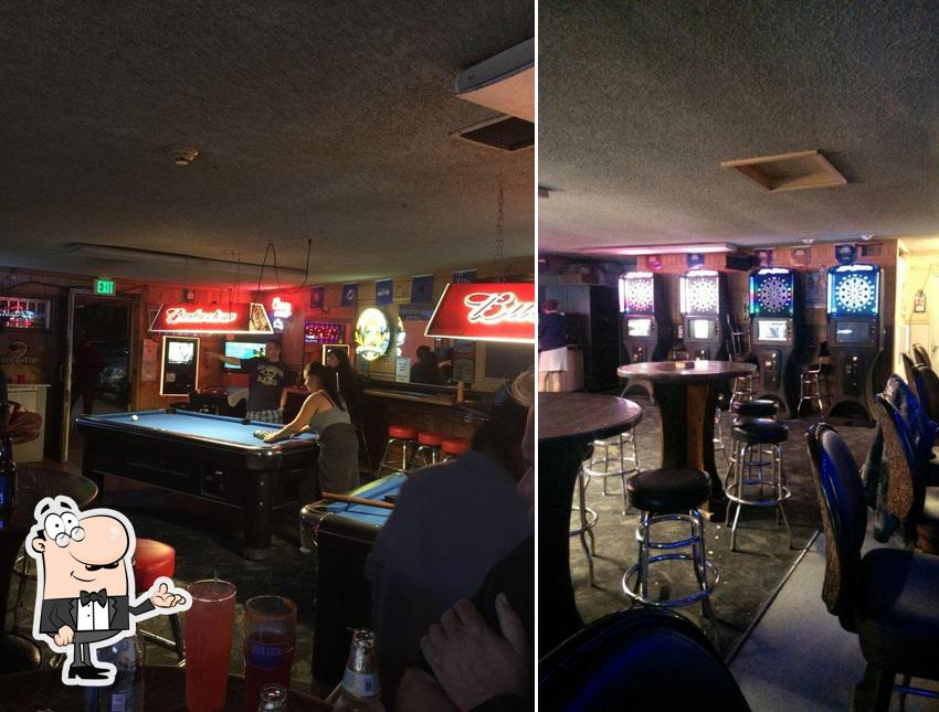 Corner Pub, Ontario, N Vineyard Ave - Opiniones del restaurante