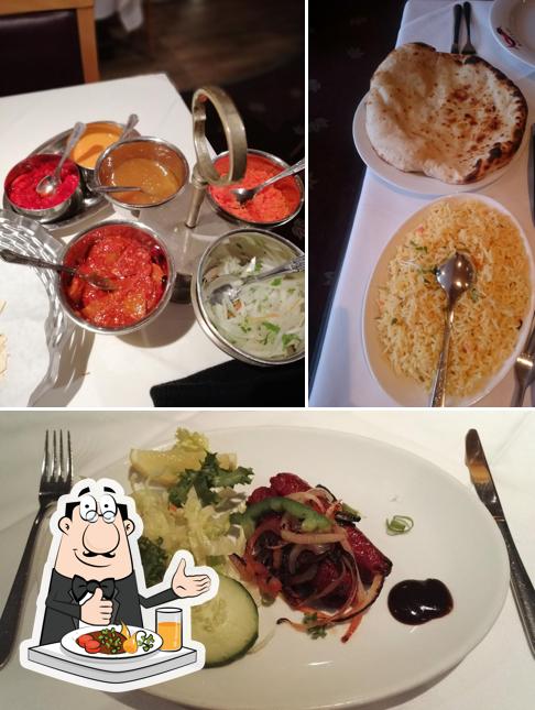The Red Chilli, 96-104 Wellington St in Luton - Restaurant menu and reviews