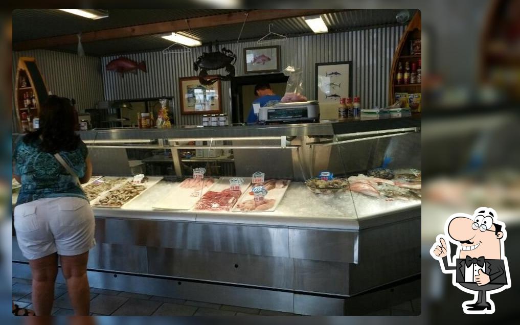 Tarpon Dock Seafood Market in Panama City - Restaurant menu and reviews