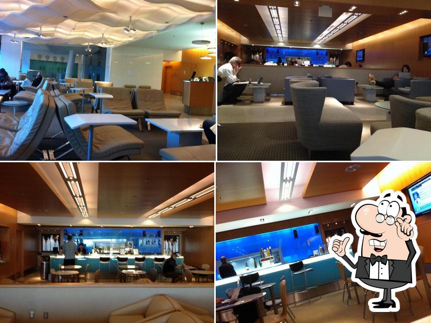 Delta Sky Club in Miami - Restaurant reviews