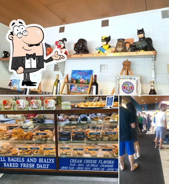 Max and Benny's, 461 Waukegan Rd in Northbrook - Restaurant menu and ...