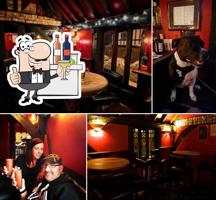 Heroes Bar Worcester, Worcester - Restaurant menu, prices and reviews