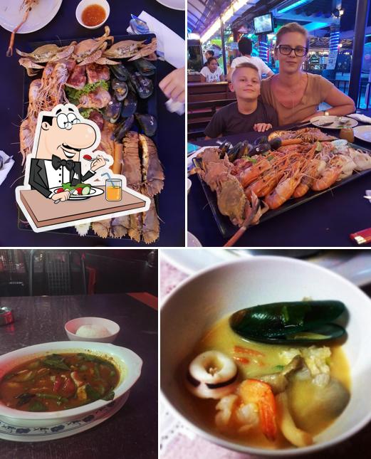 Pink Lady Seafood restaurant, Pattaya City, WVPM+W86 - Restaurant reviews