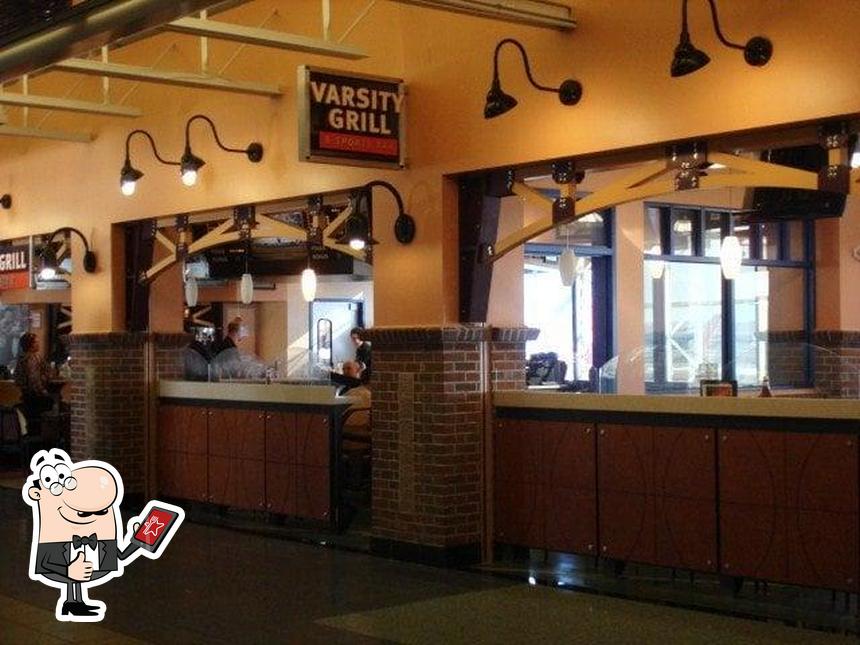 Varsity Grill & Sports Bar in Boise