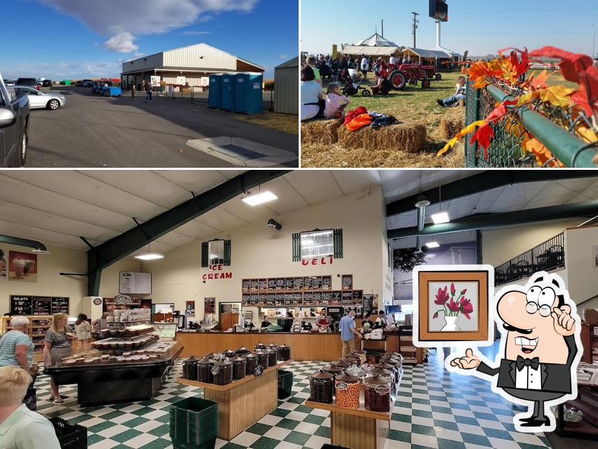 Country Mercantile, Pasco - Restaurant menu, prices and reviews