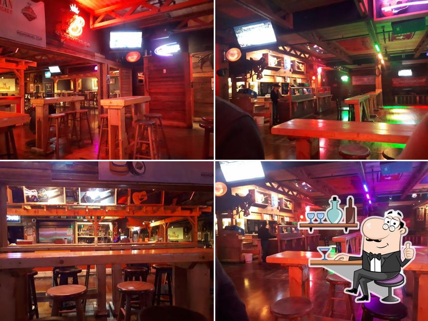Billy Bob's Saloon, Red Deer - Restaurant menu, prices and reviews