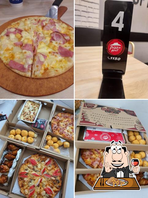 Restaurante Pizza Hut 1150 - Robinson Borwin Chonburi (พิซซ่าฮัท สาขาโร ...