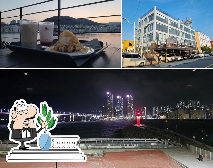 오구카페 OGU Roastery cafe 영도빨간등대 영도카페 부산카페 Yeongdo 影島, Busan - Restaurant ...
