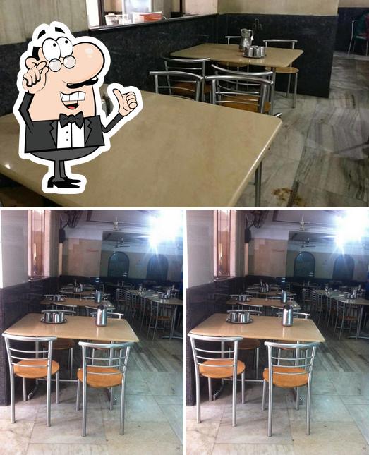 Bimbi's Fast Foods, Ernakulam, X7HG+7R4 - Restaurant reviews