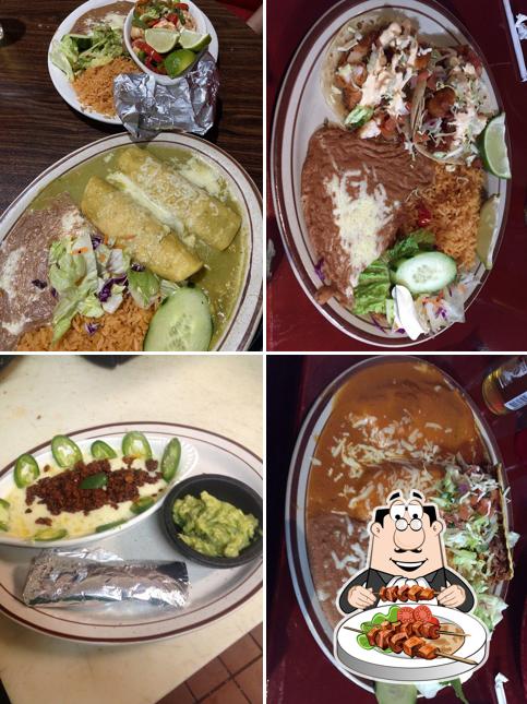 Taco Giro, 2750 W Valencia Rd in Tucson - Restaurant menu and reviews