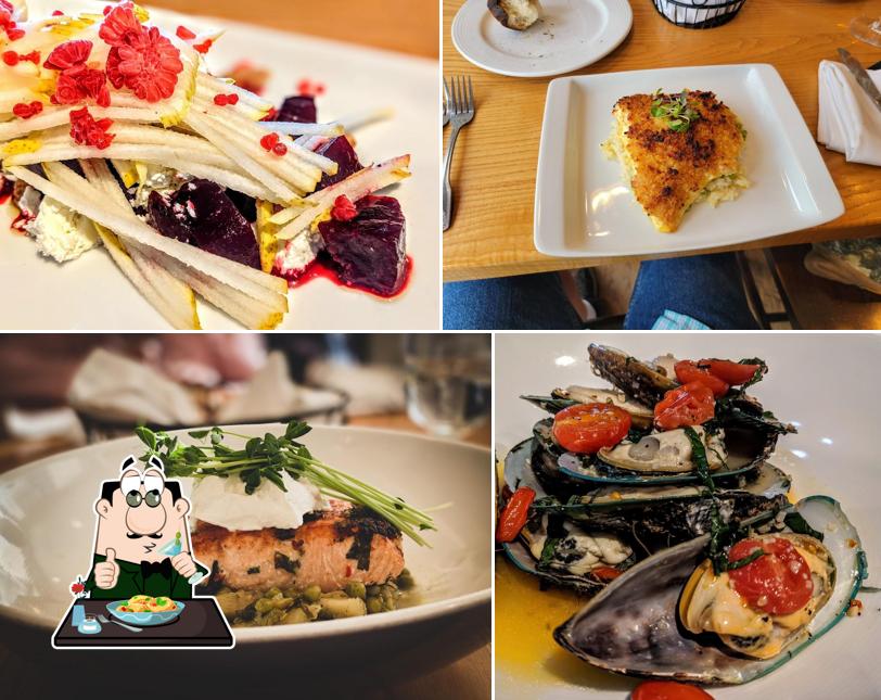 Clintons Bar & Grille, Clinton - Restaurant menu, prices and reviews