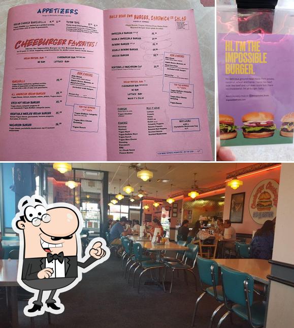 Cheeburger Cheeburger, 1593 Niagara Fls Blvd in Amherst - Restaurant ...